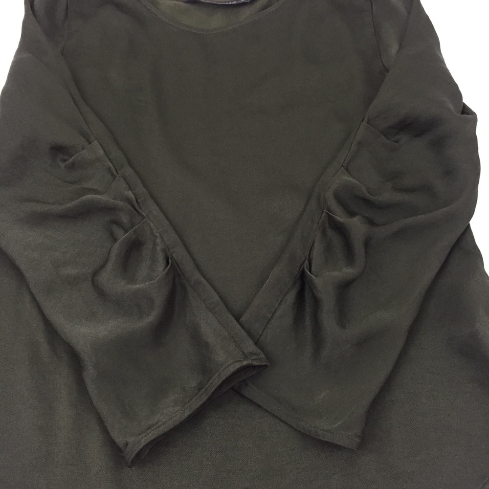 Zara Basic Collection Shirt. M18 - Gem